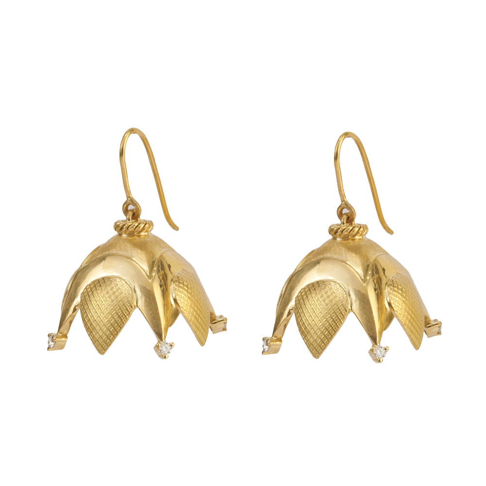 Shop Diamond and 18K Gold Jhumka Earrings Online in India