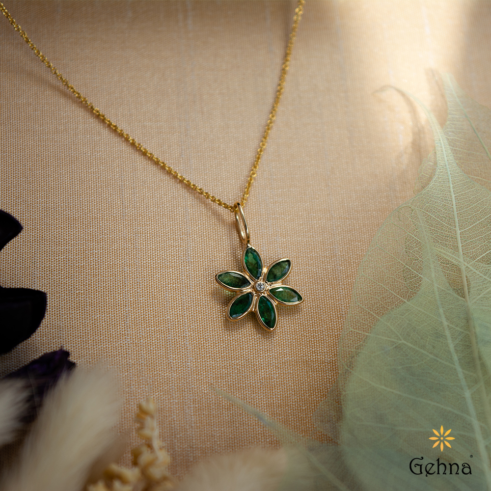 Shop Ellora Natural Emerald 18K Gold Pendant for Women | Gehna
