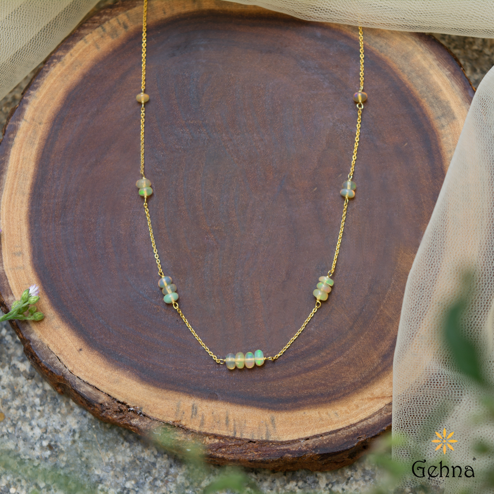 Shop Opaline Ethiopian Opal 18K Gold Chain for Women | Gehna