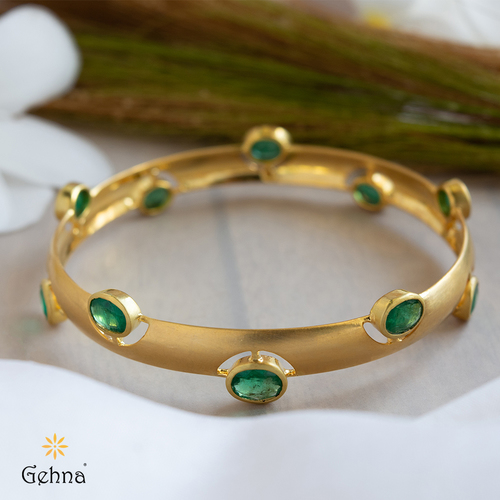Shop Eclectic Emerald and 18K Gold Bangle Online in India Gehna